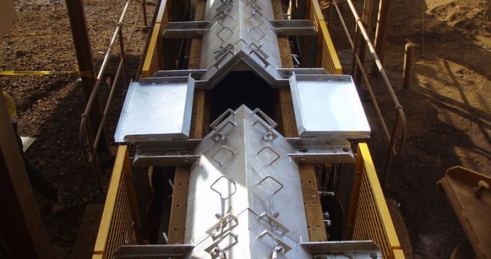 Conveyor Dust Covers | H&B Mining: Conveyor Solutions for Mining - H ...